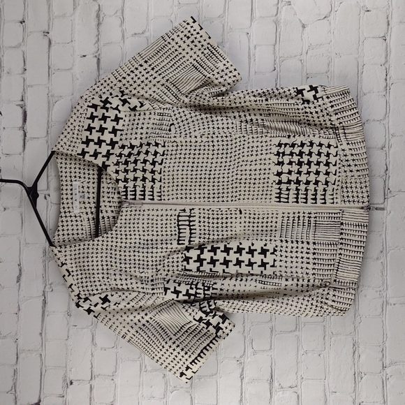 CAbi | Jackets & Coats | Cabi Coupe Bomber Jacket 93 M | Poshmark